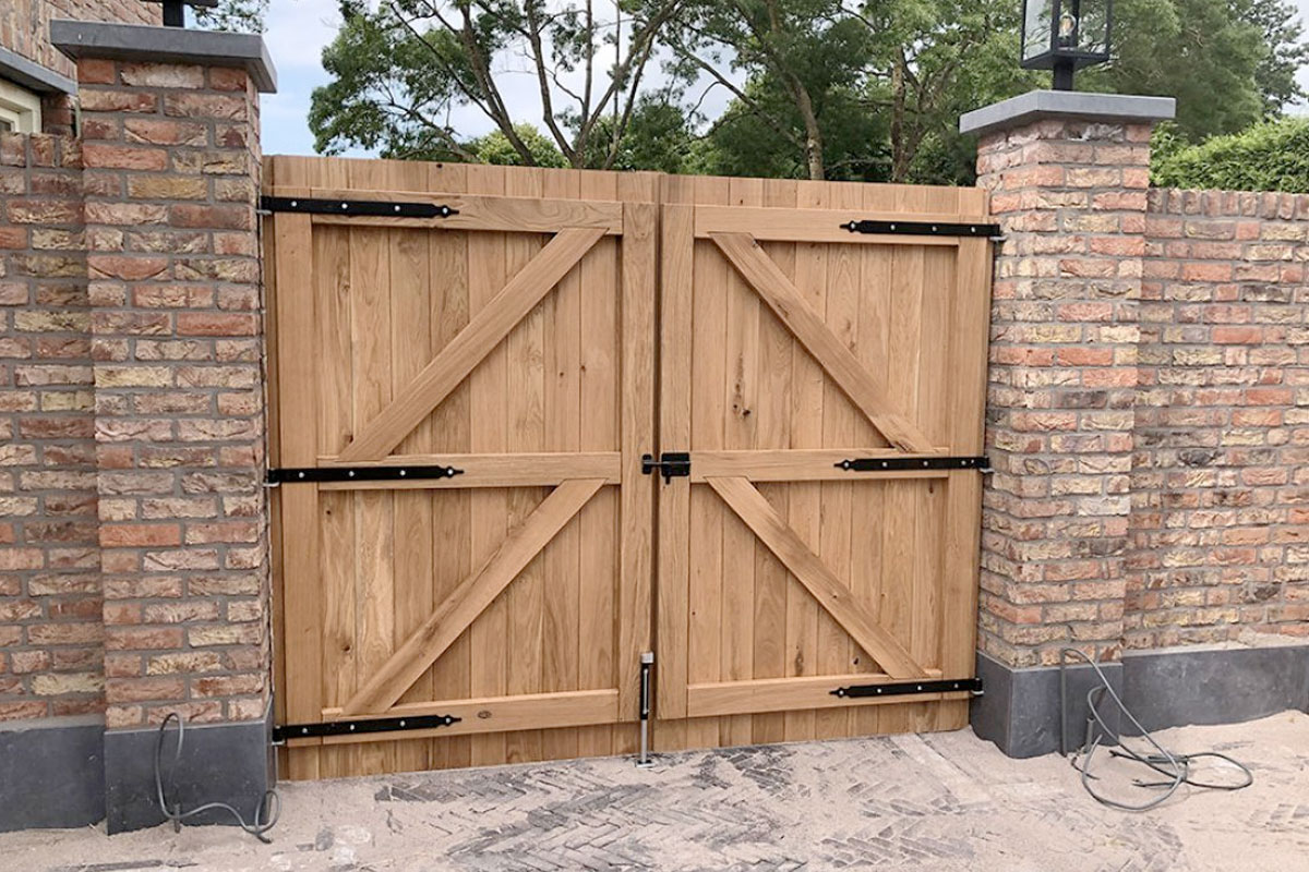 Dubbele poort voor tuin: De perfecte toegang tot jouw buitenruimte